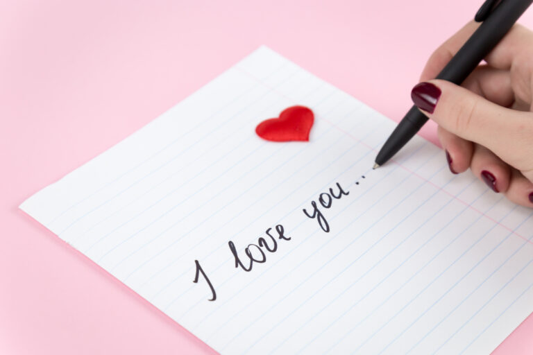 Top 10 des thèmes à aborder dans une lettre d'amour touchante pour une ...